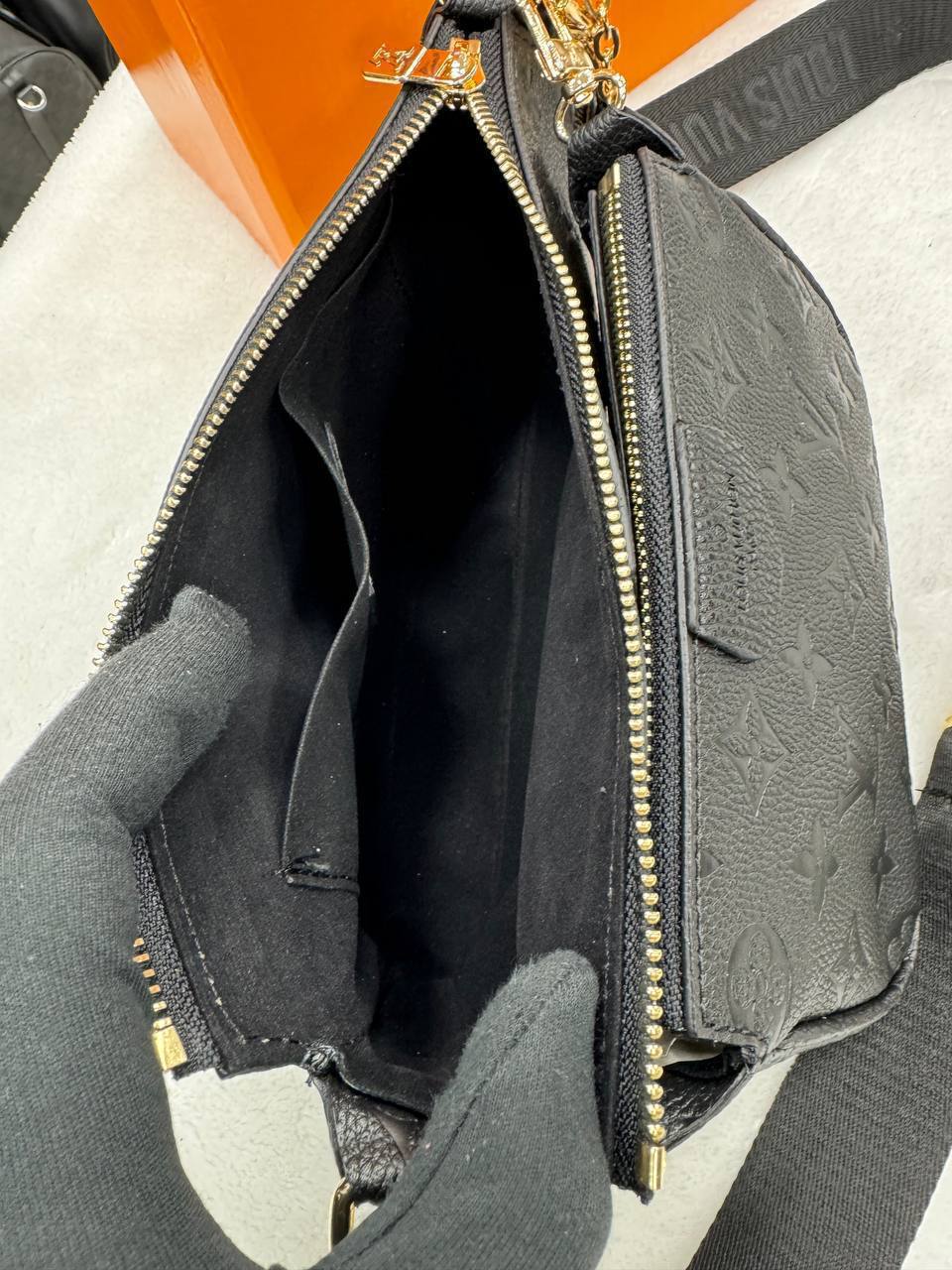 Lv venity chain – Lamprianopoulos Stores